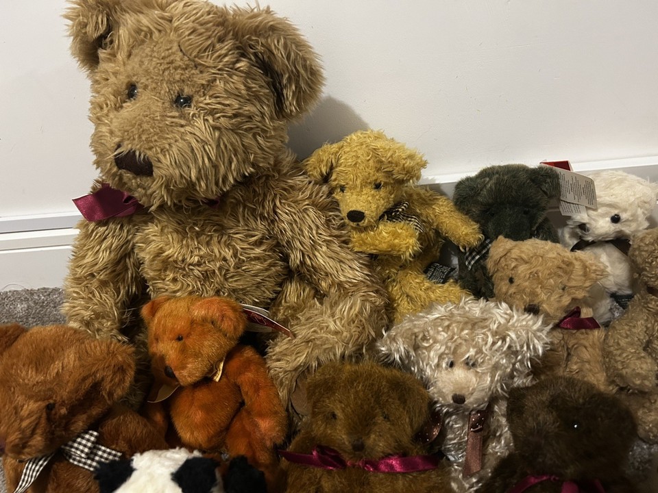 Vintage Russ Berrie Teddy Bears Collection x 18 Soft Toys Bundle Job ...
