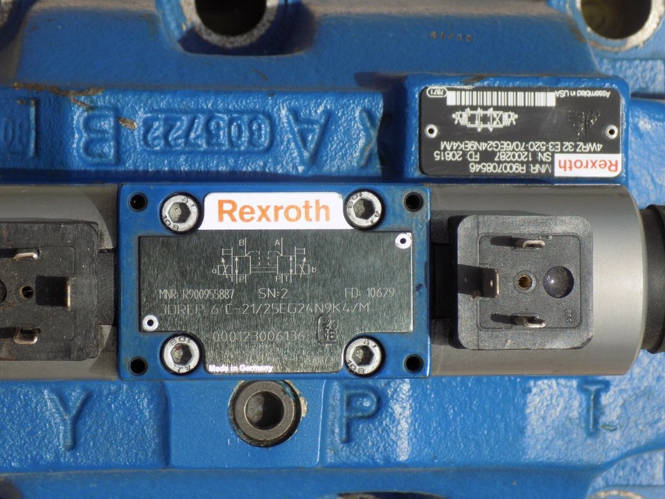 REXROTH R900708546 PROPORTIONAL VALVE 4WRZ 32 E3-520-70/6EG24N9EK4/M | eBay