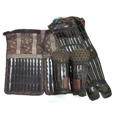 Yoroi Sangu kote suneate Iron antique samurai katana Japanese armor ...