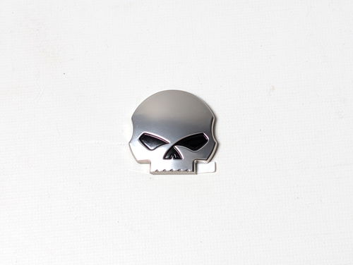 Harley-Davidson Willie G Skull Emblem, Silver CVO Road Glide Fairing ...