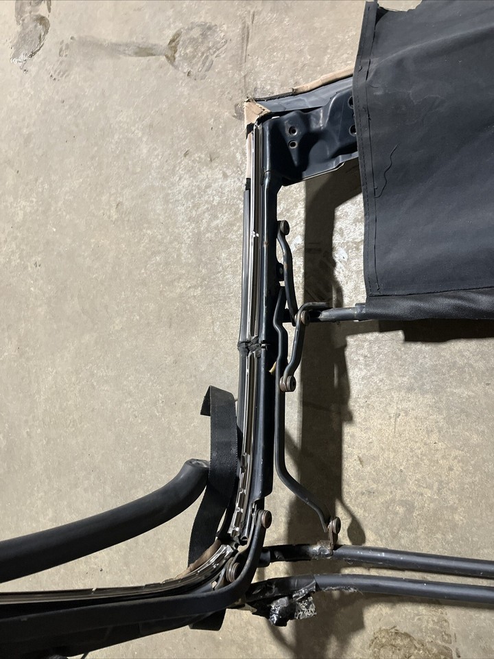 1999-2005 Mazda Miata MX5 OEM Black Soft Top Convertible Frame NB 99-05 ...