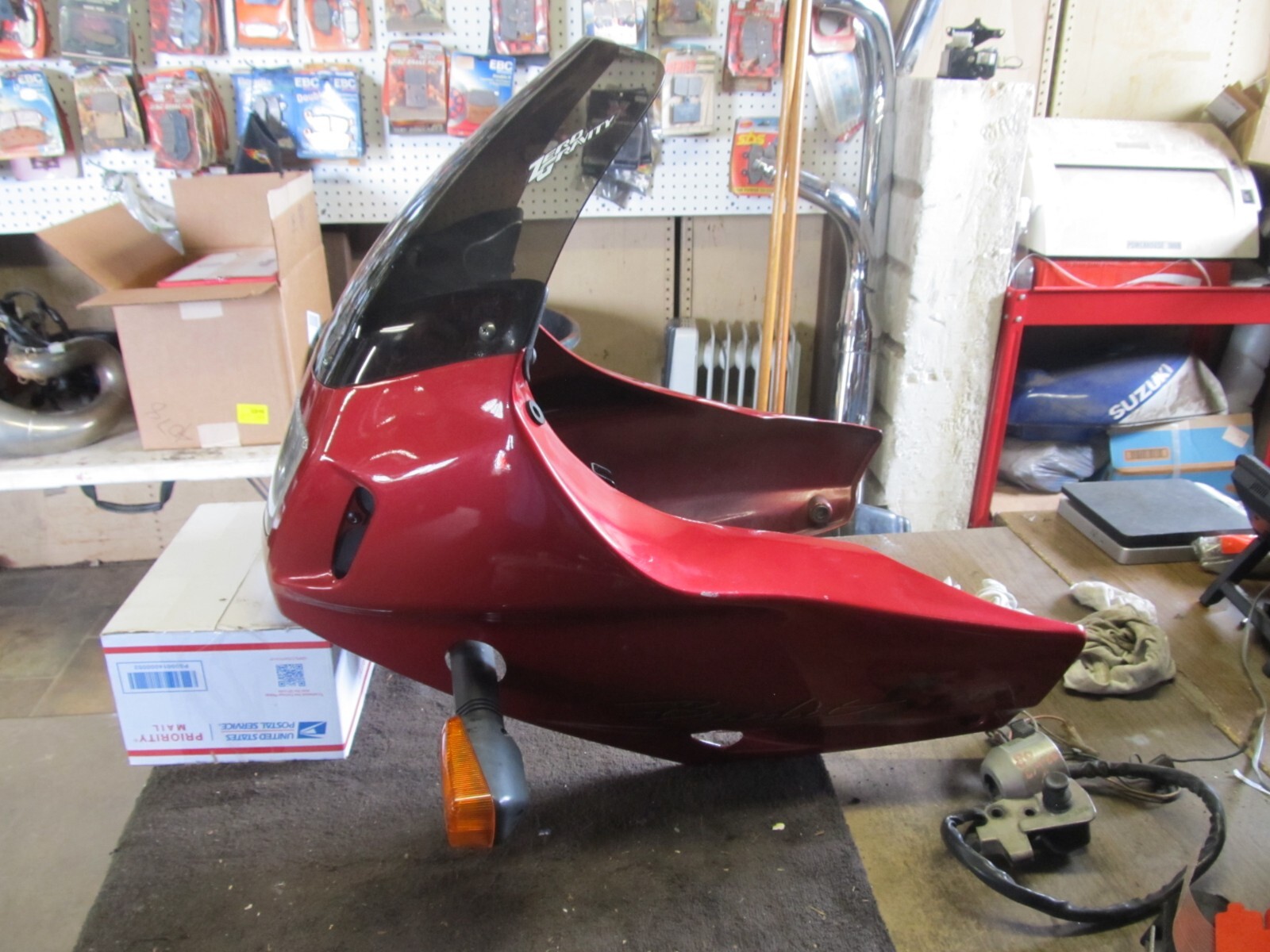 1997 - 2000 Suzuki GSF 1200 Bandit Cowling Body w/ Headlight and turn ...