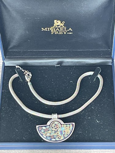 MICHAELA FREY Necklace With Gustav Klimt Homage Enamel Pendant, In Box ...