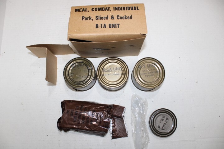 US Military Vietnam War COMBAT B-1 Unit MRE C-RATION Meal + ACCESSORY ...