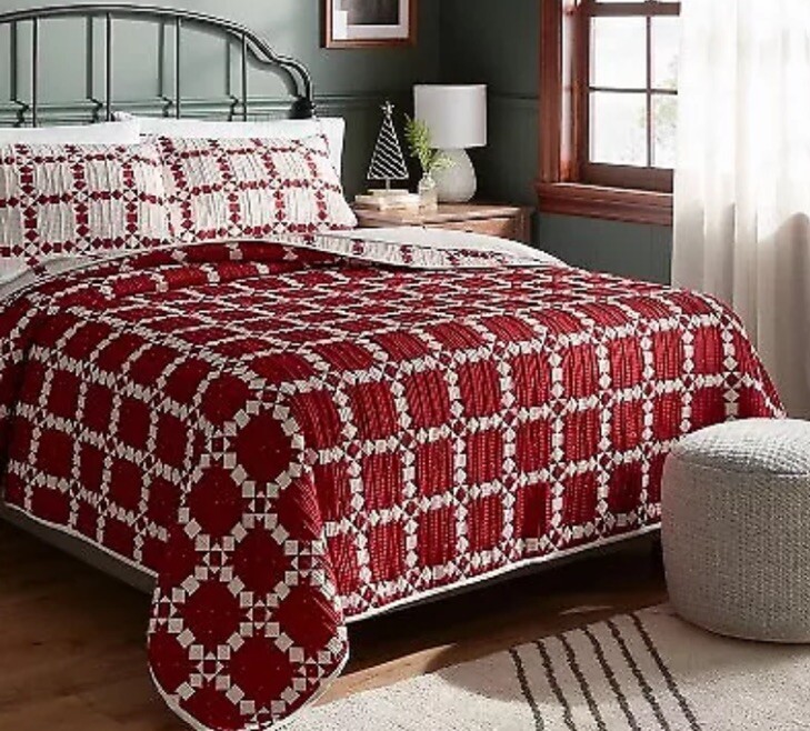 3pc King Holiday Matelasse Quilt and Sham Set Red/White Plaid ...