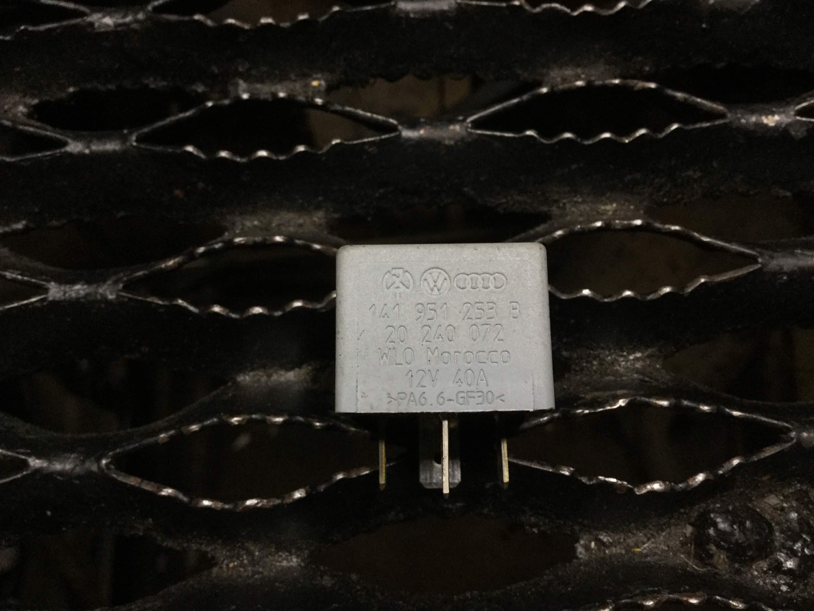 Audi VW Porsche 40A Load Reduction Horn Starting System Relay #53 ...