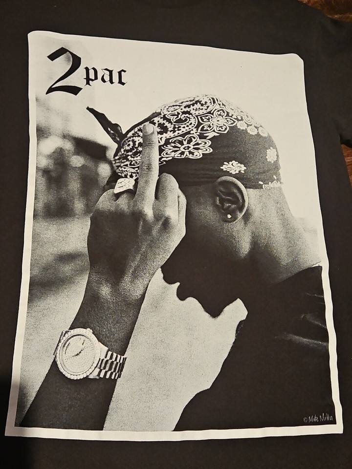 Tupac Shakur Middle-Finger Portrait Shirt Small Black Mike-Miller | eBay