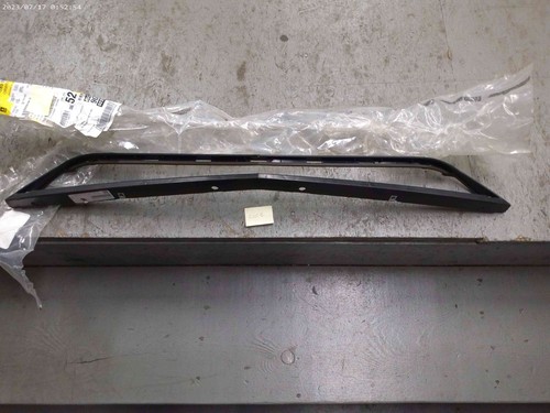 Cadillac GM OEM 14-16 CTS Front Bumper-Lower Grille Grill 22858103 ...