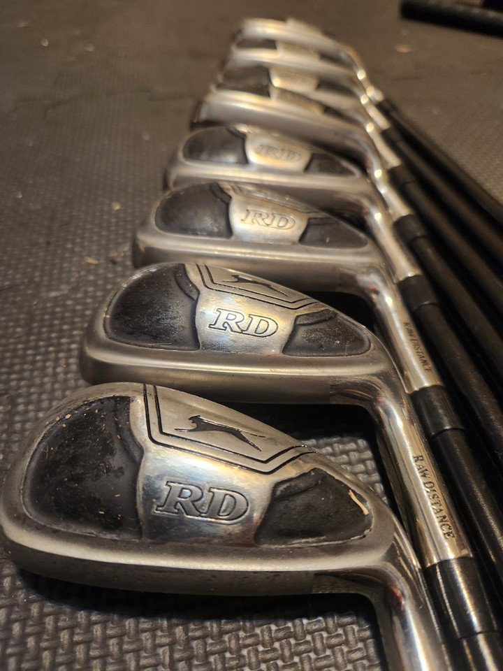 Slazenger Raw Distance Iron 8 Pc Set RH 3-9 & P Aldila RD Regular Flex ...