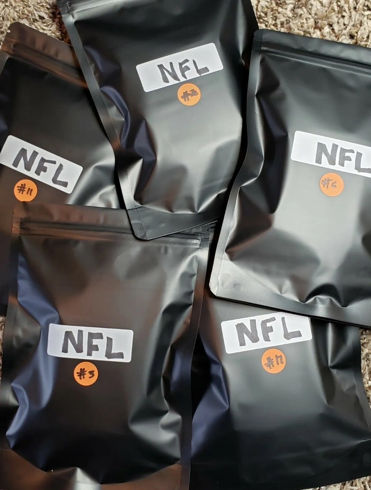 **ULTIMATE TIER** NFL Football Mystery RePack HIGH END GRADED SLAB ...