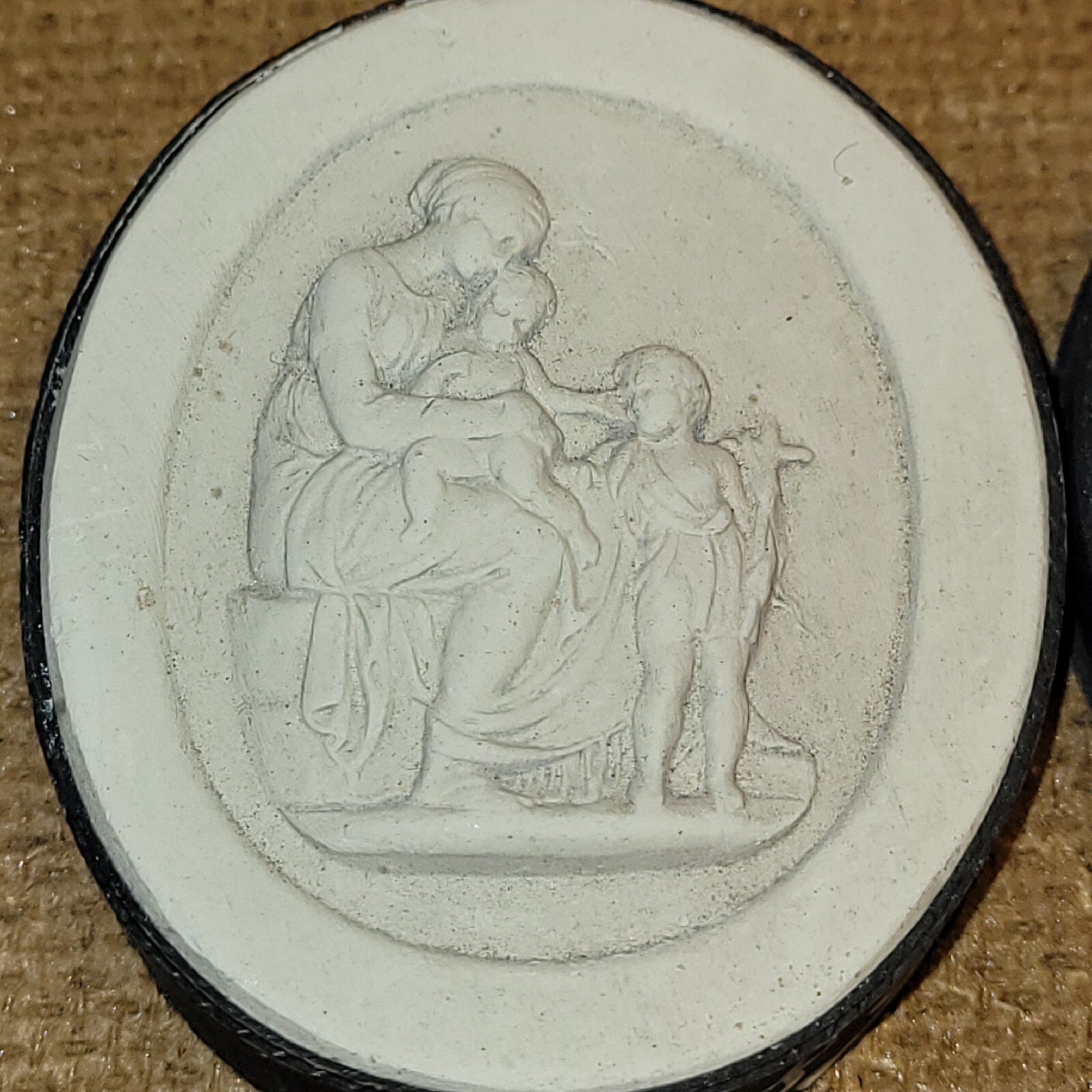 ANTIQUE PLASTER CASTS OF CARVED AND ENGRAVED CAMEOS - Gem