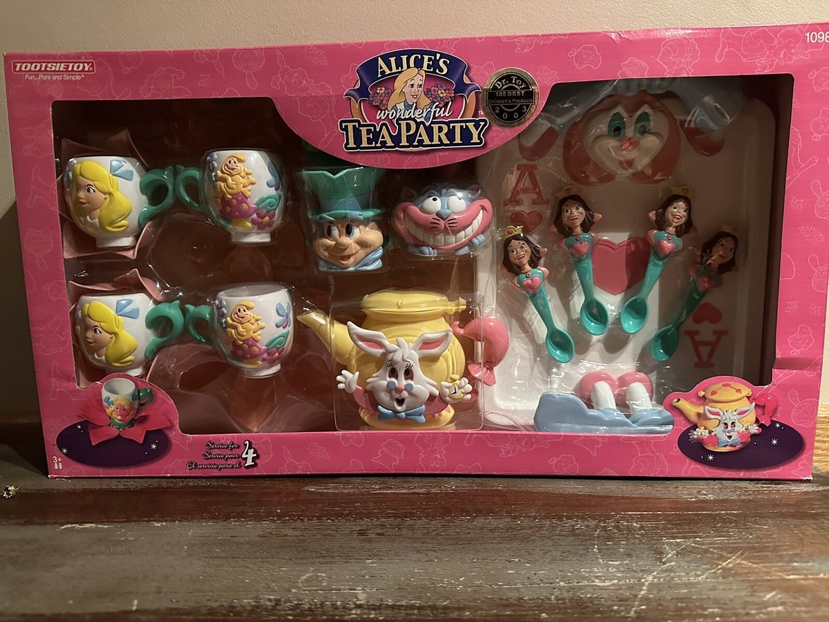 Alice In Wonderland Tea Party Vintage SWEET Vintage English Teapot,