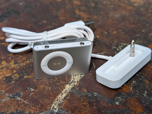 Apple iPod Shuffle 2nd Generation Silver A1204 Bundled with Dock Charger | eBay