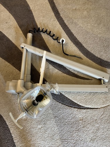 Adec 6300 - Ceiling Mount Dental Exam Light | eBay