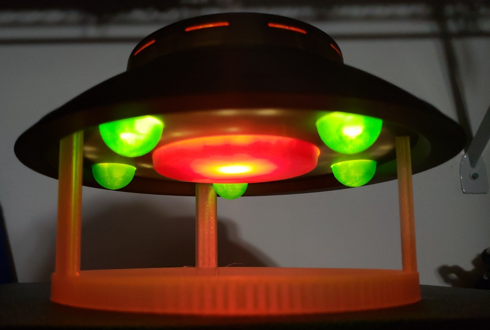The Invaders UFO/Flying Saucer - Large - In Flight With Stand & lights ...