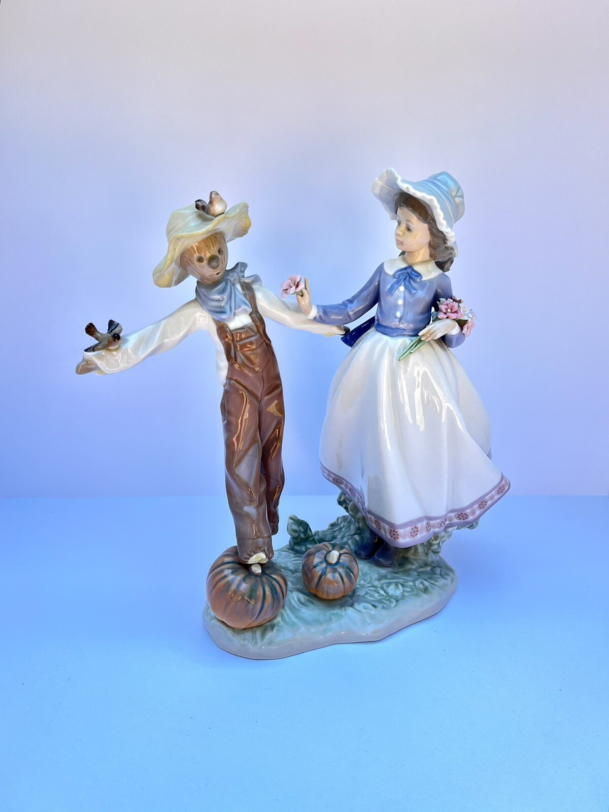 Llardo Spanish Glossy Porcelain Figurine "Scarecrow and the Lady" #5385 ...