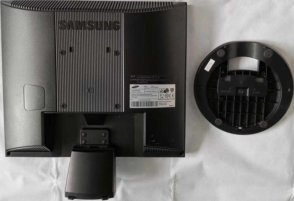 Monitor Samsung SyncMaster 710N 17" Silver TFT-LCD TN-LCD 1280 x 1024 ...