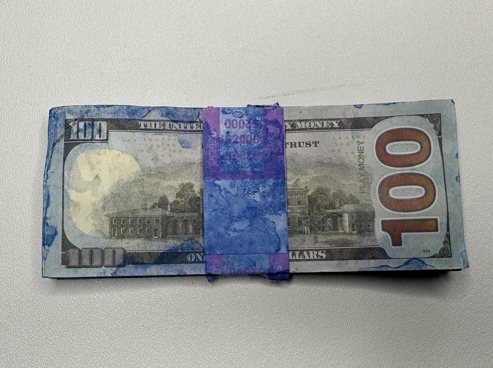 $2000 Banded Ink Damaged Play Money $100 x 20 Play Cash Prop Movie Art ...