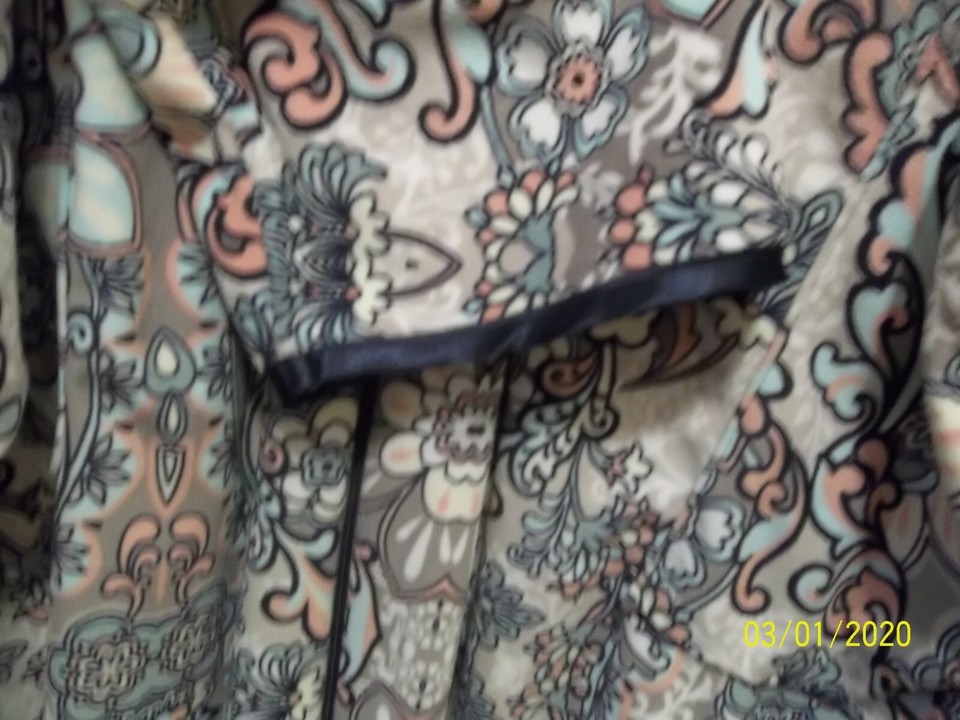 Lissome Lounge Soft Velour Ladies Robe Size L | eBay