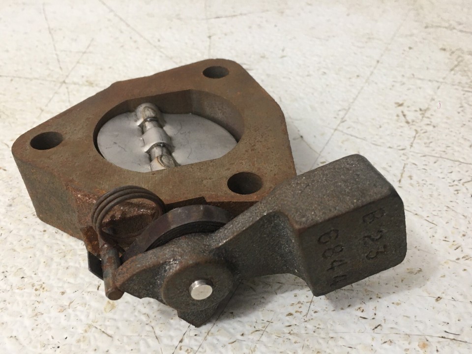 NOS 1957-74 Chevy Corvette Chevelle Nova Exhaust Heat Riser Valve ...