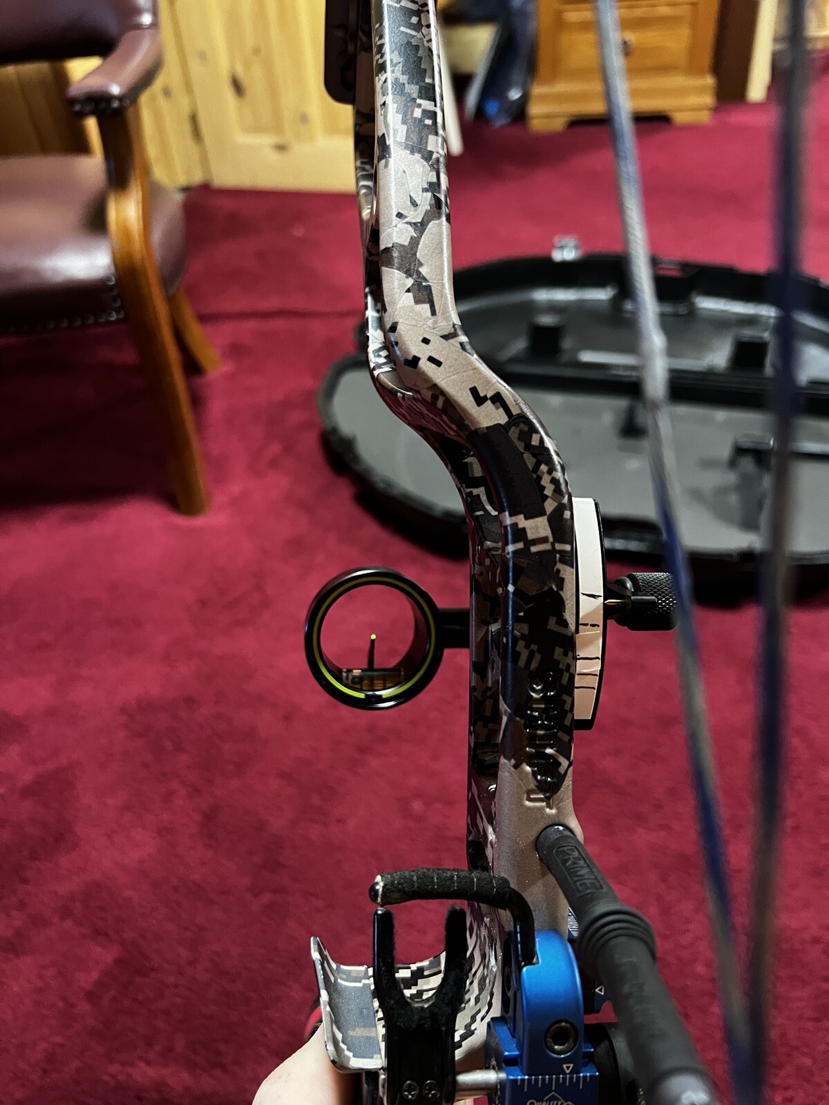 Prime Shift Compound Bow (Ready To Hunt). Comes With Everything Needed ...