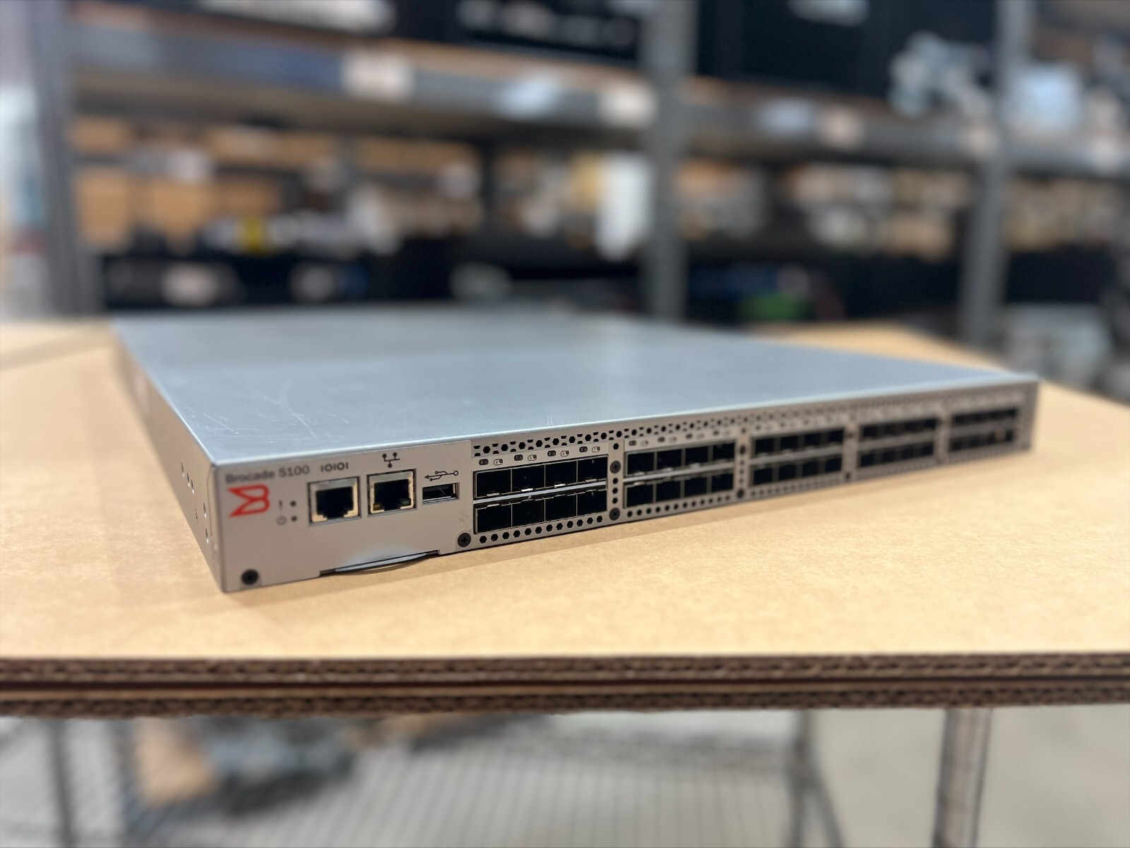 BROCADE BR-5140-0008 5100 SWITCH 40x 8GB FIBRE CHANNEL PORTS | eBay