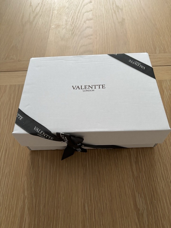 VALENTE Gift Box. Lemongrass & Rosemary. Candle Room Spray and Diffuser ...