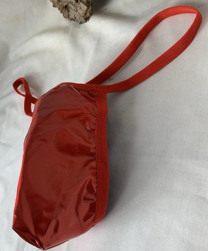 Man Posing Pouch metallic style shiny red, ultra thin hip and crotch ...