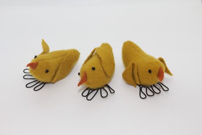 Vintage Look Easter Hand Stitched Yellow Wool Chickens With Wire Feet ...