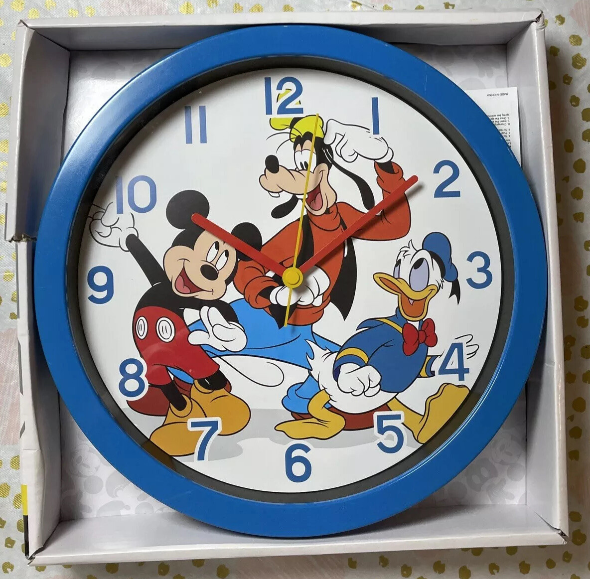 Analogue Disney Decorative Wall Clock 10” Goofy Donald Mickey Mouse New ...