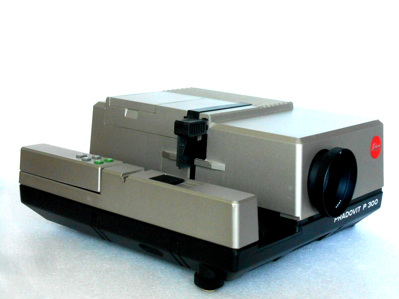 Leica Pradovit P300 Slide Projector with Leica Colorplan-P2 1:2.5/90 | eBay
