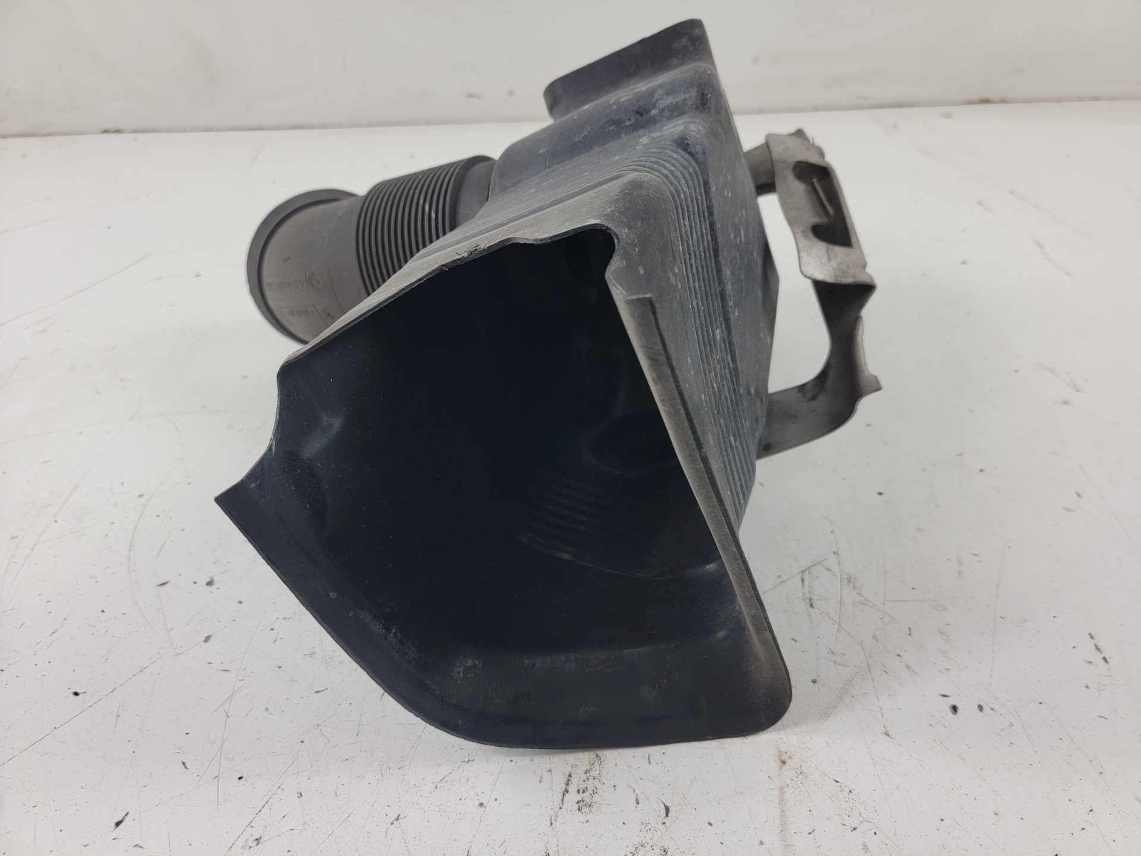 01-06 BMW E46 M3 OEM Drivers Side Left Front Bumper Cooling Air Duct ...