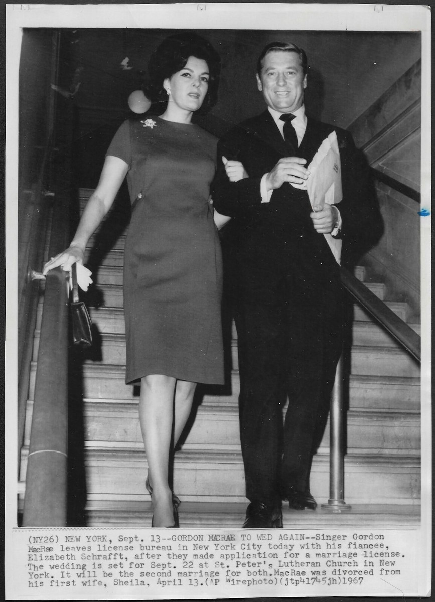 Elizabeth Mcrae Wedding