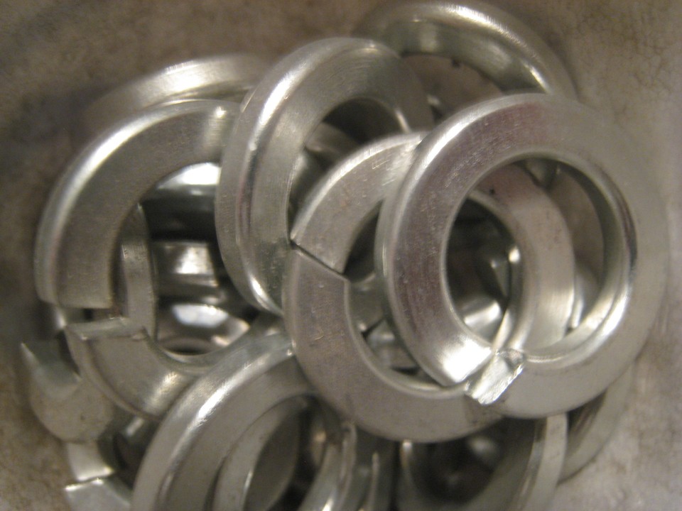 Split Ring Lock Washers 5/8 Silver Zinc Plated Lot of 50 | eBay
