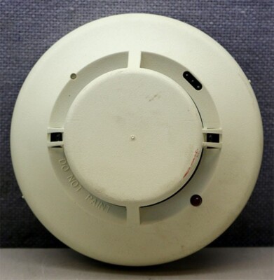 Smoke Detectors - Smoke Automatic Fire Detector