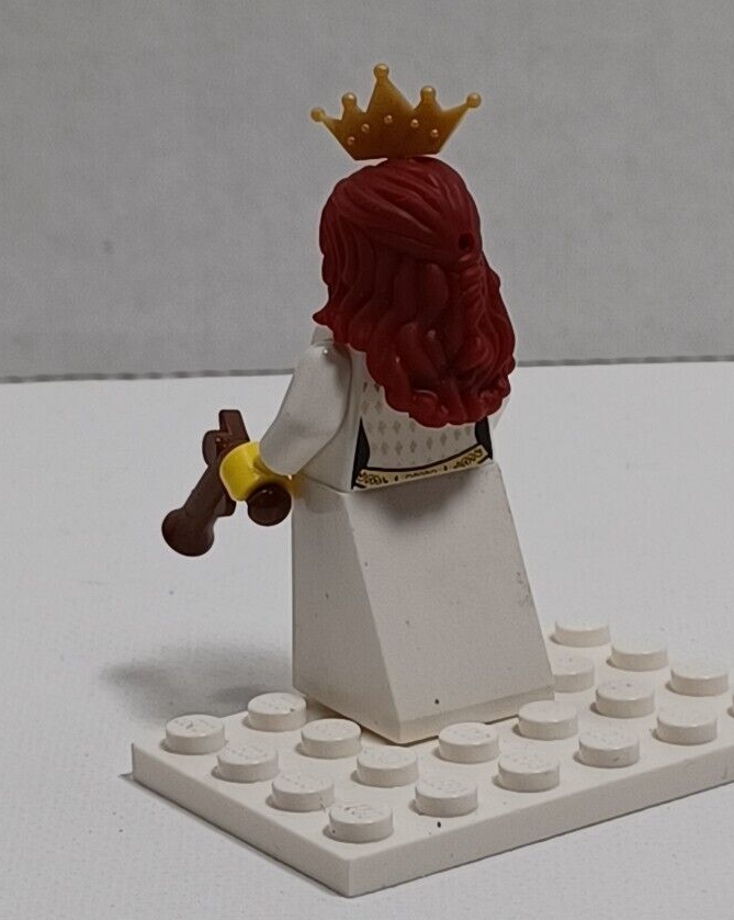 Lego Castle minifigures Lion Princess Cas533 | eBay