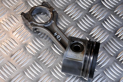 Land Rover Freelander TD4 2001-2006 / BMW E39 E46 M47 engine piston ...