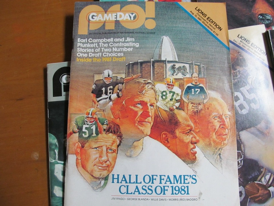 Lot of 6 Pro Magazines Football Program 1981 Lions Miami Chicago and ...