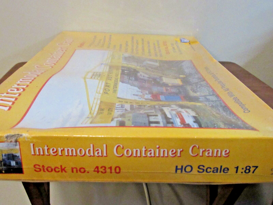 IHC ho scale INTERMODAL CONTAINER CRANE KIT for Model Train Layouts ...