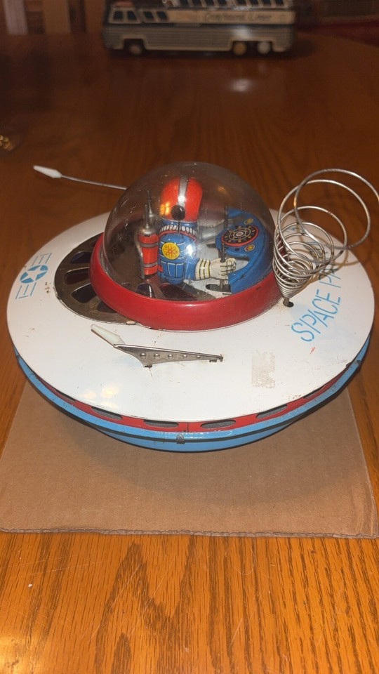 Vintage 1960's Space Patrol 3 Flying Saucer Battery Operated Yoshiya WORKS! | eBay