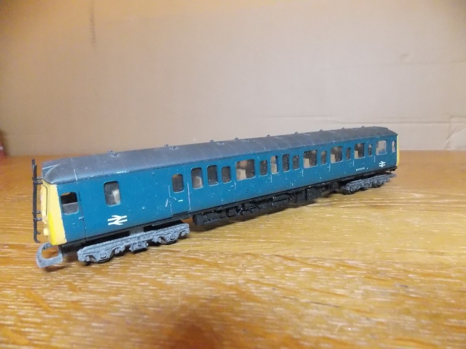 LIMA CLASS 121 DIESEL RAILCAR No W55020 in BR Blue Livery. OO Gauge ...