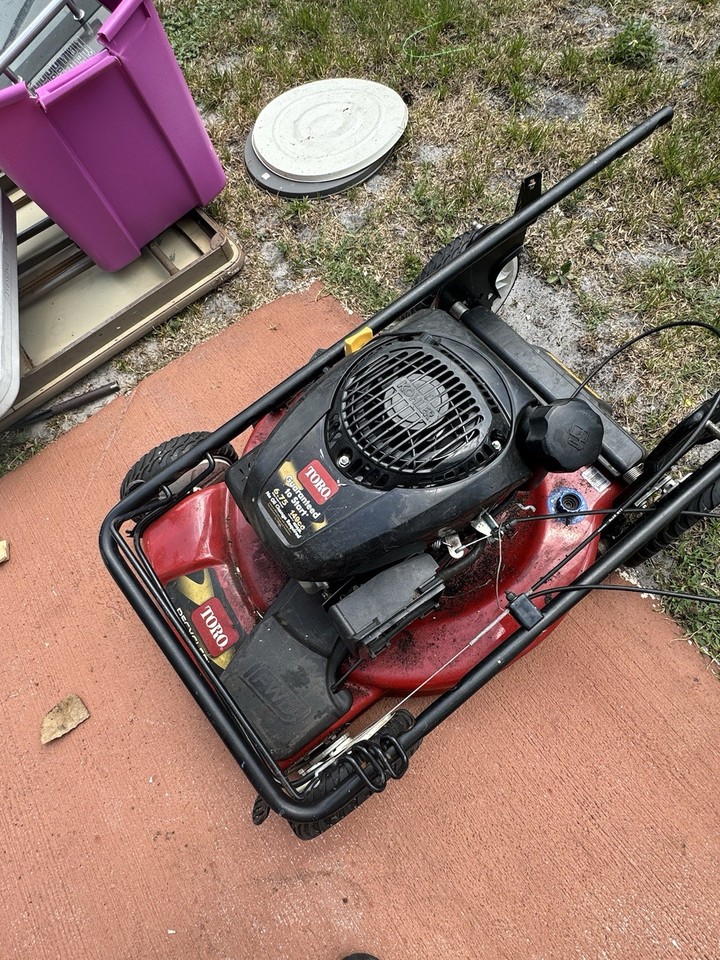 Toro 22" Self-Propelled High Wheel Lawn Mower - Red (21442) 21038214429 ...