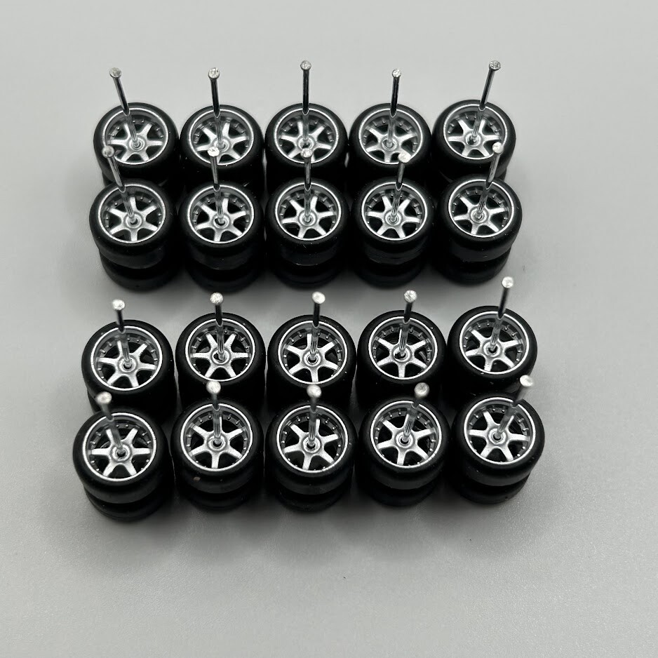 10 RANDOM Real Riders Wheels Rims Tires Set Lot for 1/64 Scale for Hot ...