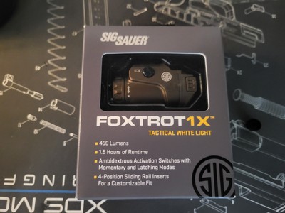 Sig Sauer FOXTROT1X Tactical Weapon Mounted LED Light, 450 Lumens, FDE ...