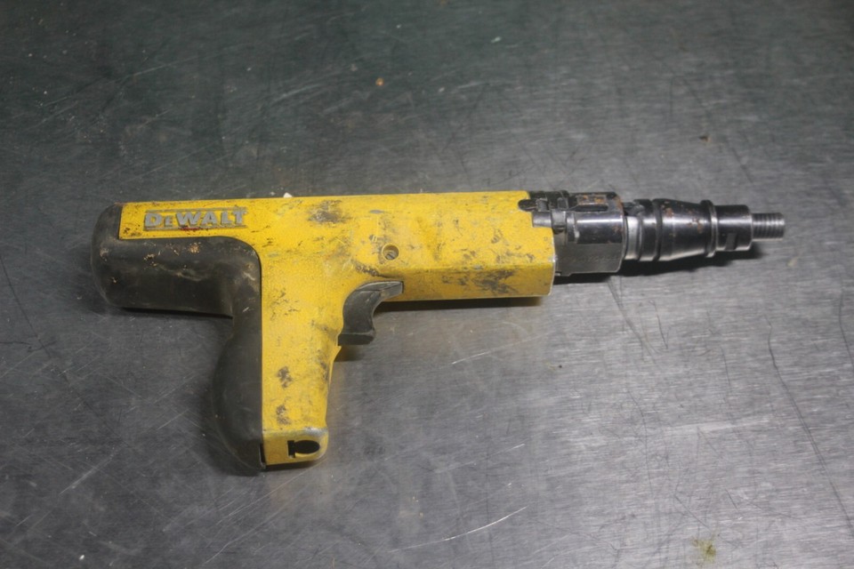 DeWalt Semi-Automatic Powder Actuated Fastening Tool P3500 75352060095 ...