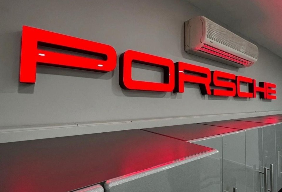 Porsche Red Letter Wall Garage Sign Dealership Style Logo Emblem 911 ...
