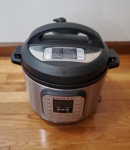 Instant Pot Pressure Cooker IP-DUO60 V3 7-in-1 Programmable 6 Quart ...