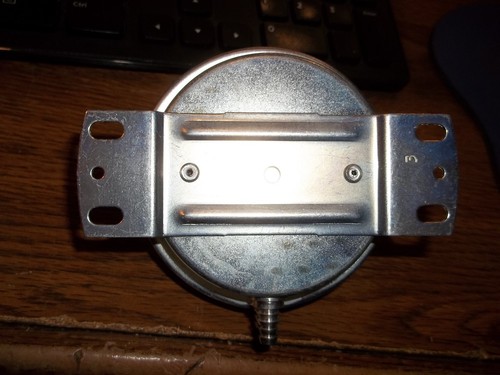 LIEBERT CO FILTER CLOG SWITCH AP4467 ADJUSTABLE RANGE .17 - 5.0 IN W.C ...