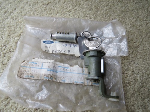 NOS GENUINE FORD LOCK AND KEYS SET MAY SUIT EA EB ED EL FALCON GHIA ...