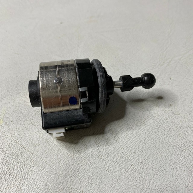 Porsche OEM 12-15 Panamera Headlight Head Light Lamp-actuator Motor ...